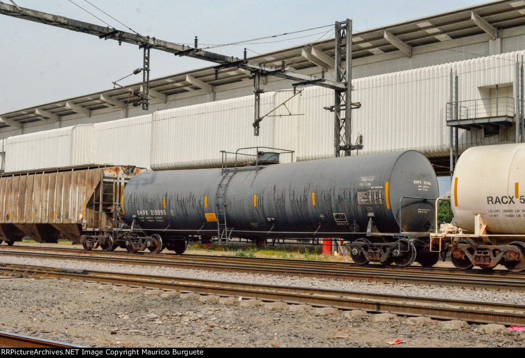 SHPX Tank Car